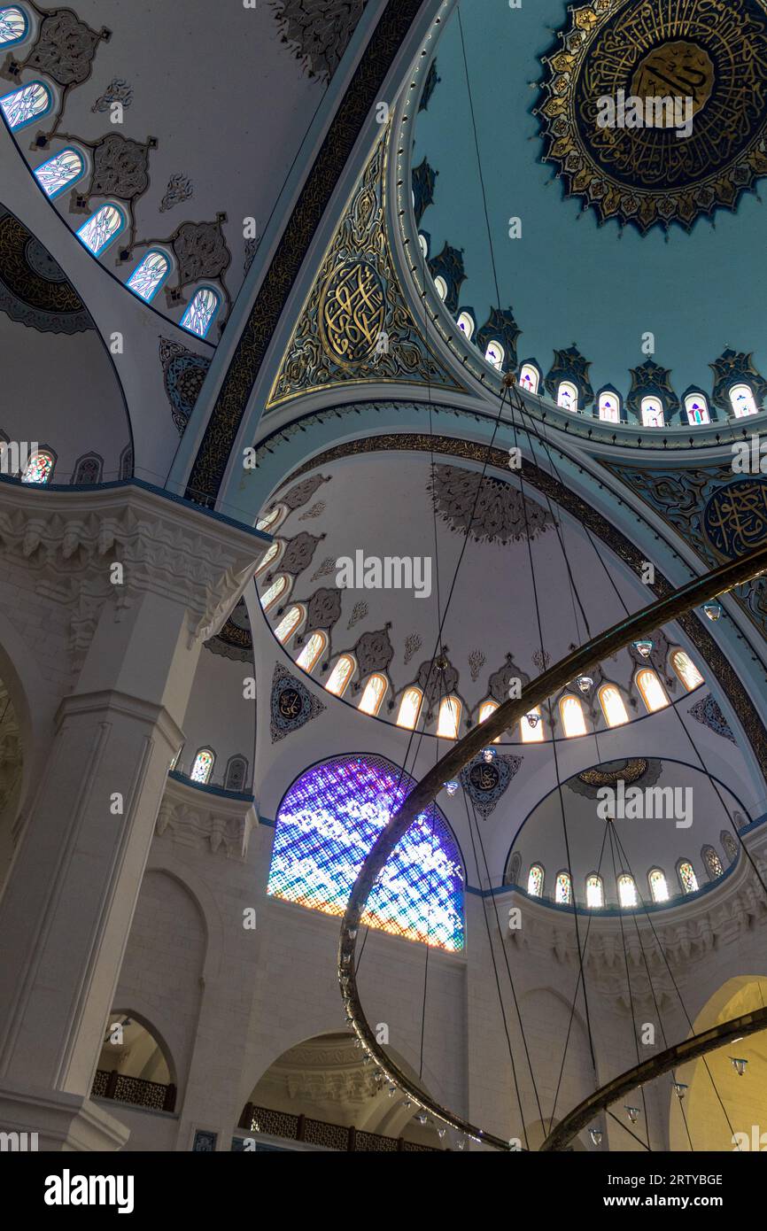 Camlica mosque in istanbul hi-res stock photography and images - Alamy