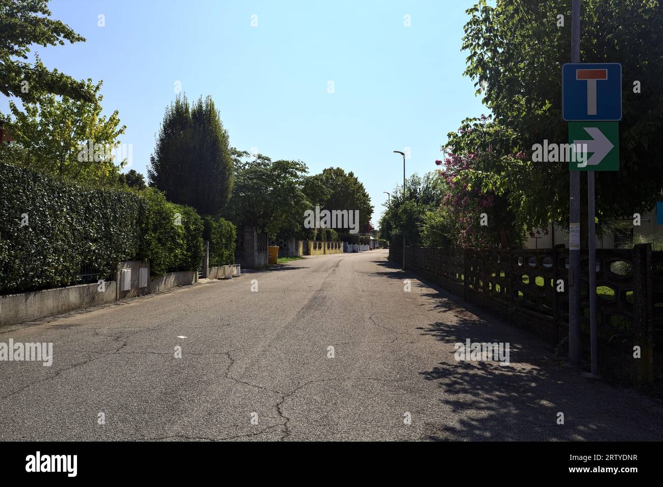 Outside boundary hi-res stock photography and images - Alamy