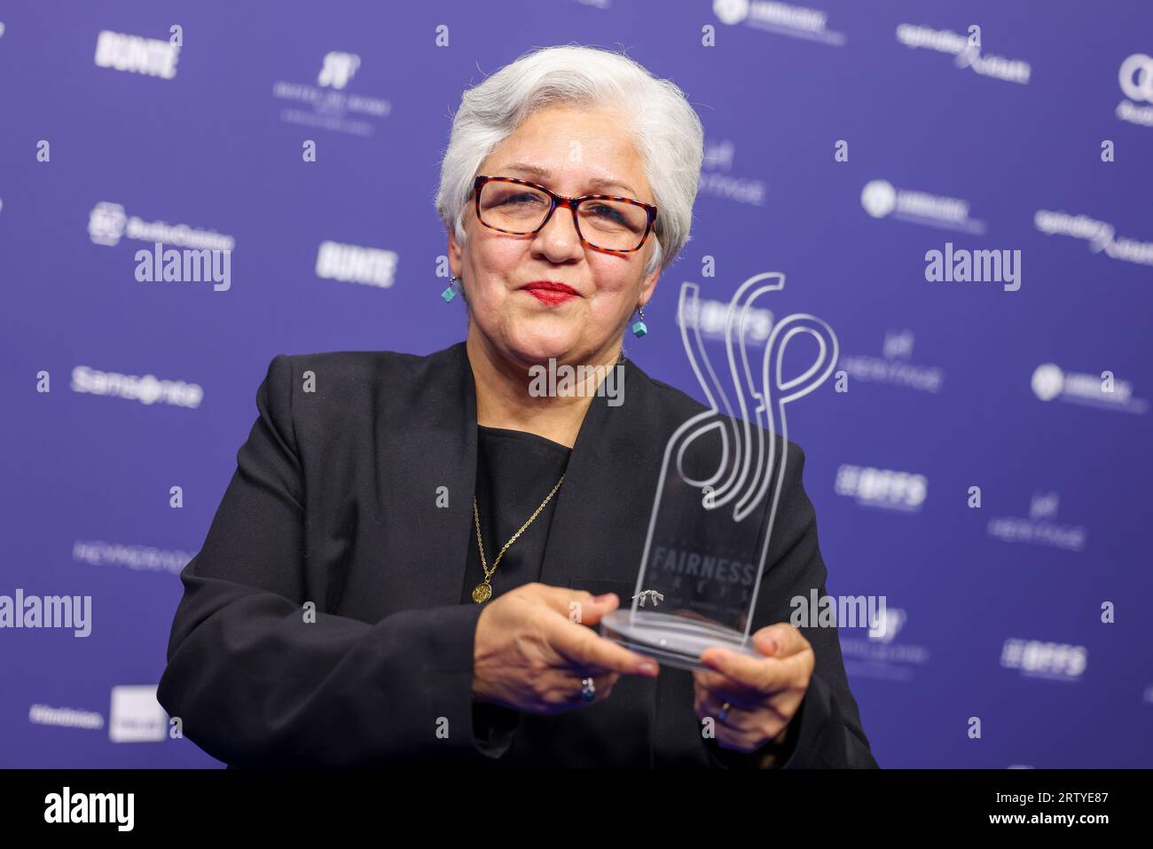 Shole pakravan hi-res stock photography and images - Alamy