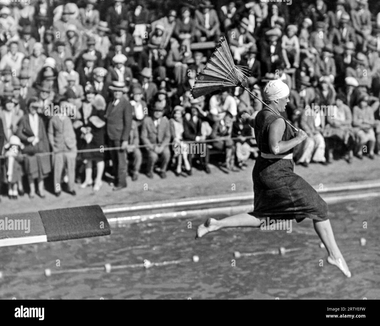 High diving hi-res stock photography and images - Alamy