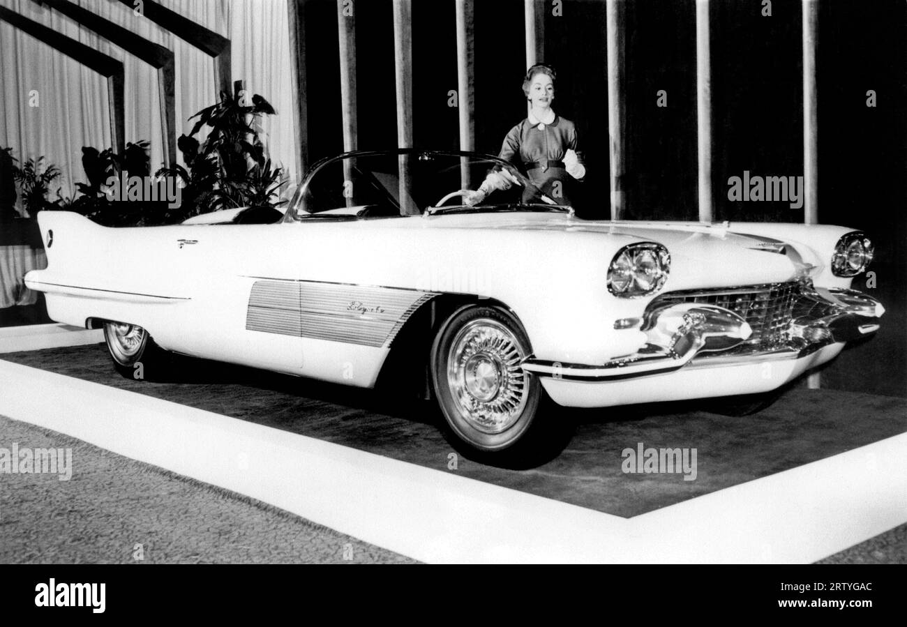 United States 1954 The 1954 La Espada Cadillac. It was first shown at ...