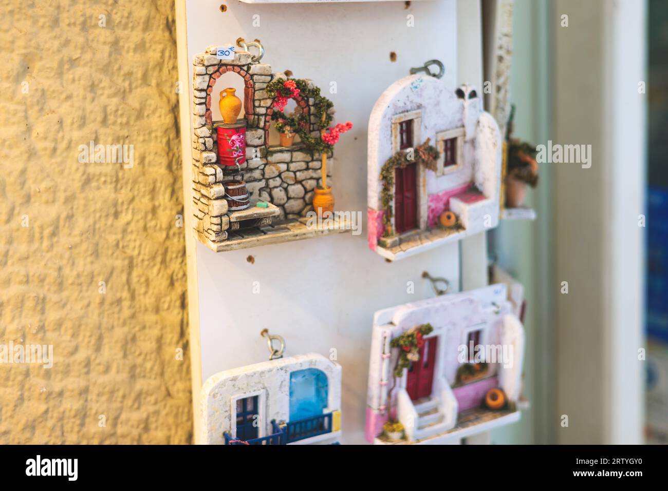 Fridge magnets crete hi-res stock photography and images - Alamy