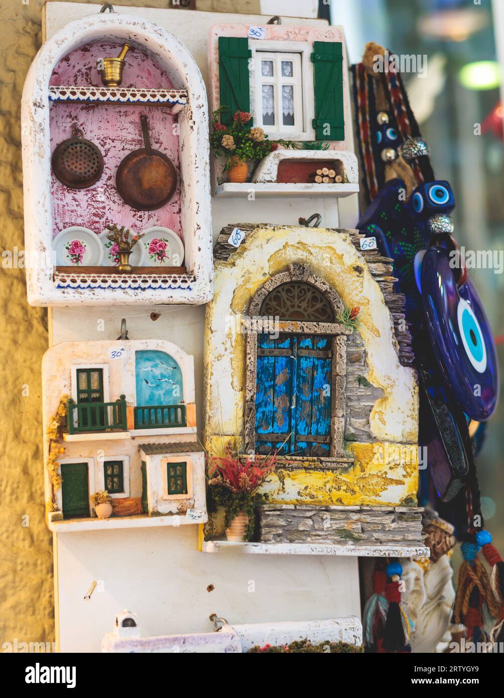 Fridge magnets crete hi-res stock photography and images - Alamy