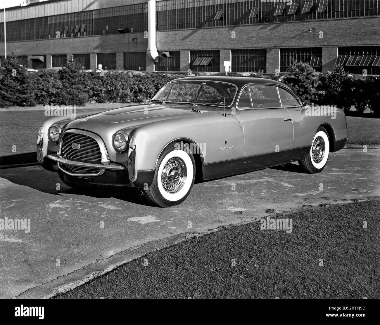 Detroit, Michigan 1953 Another of Virgil Exner's experimental cars for ...