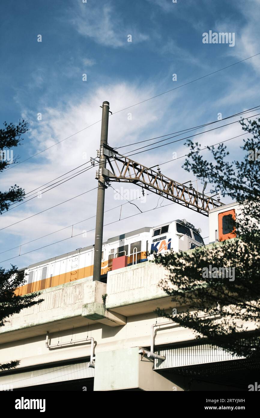 Cloudstrains hi-res stock photography and images - Alamy