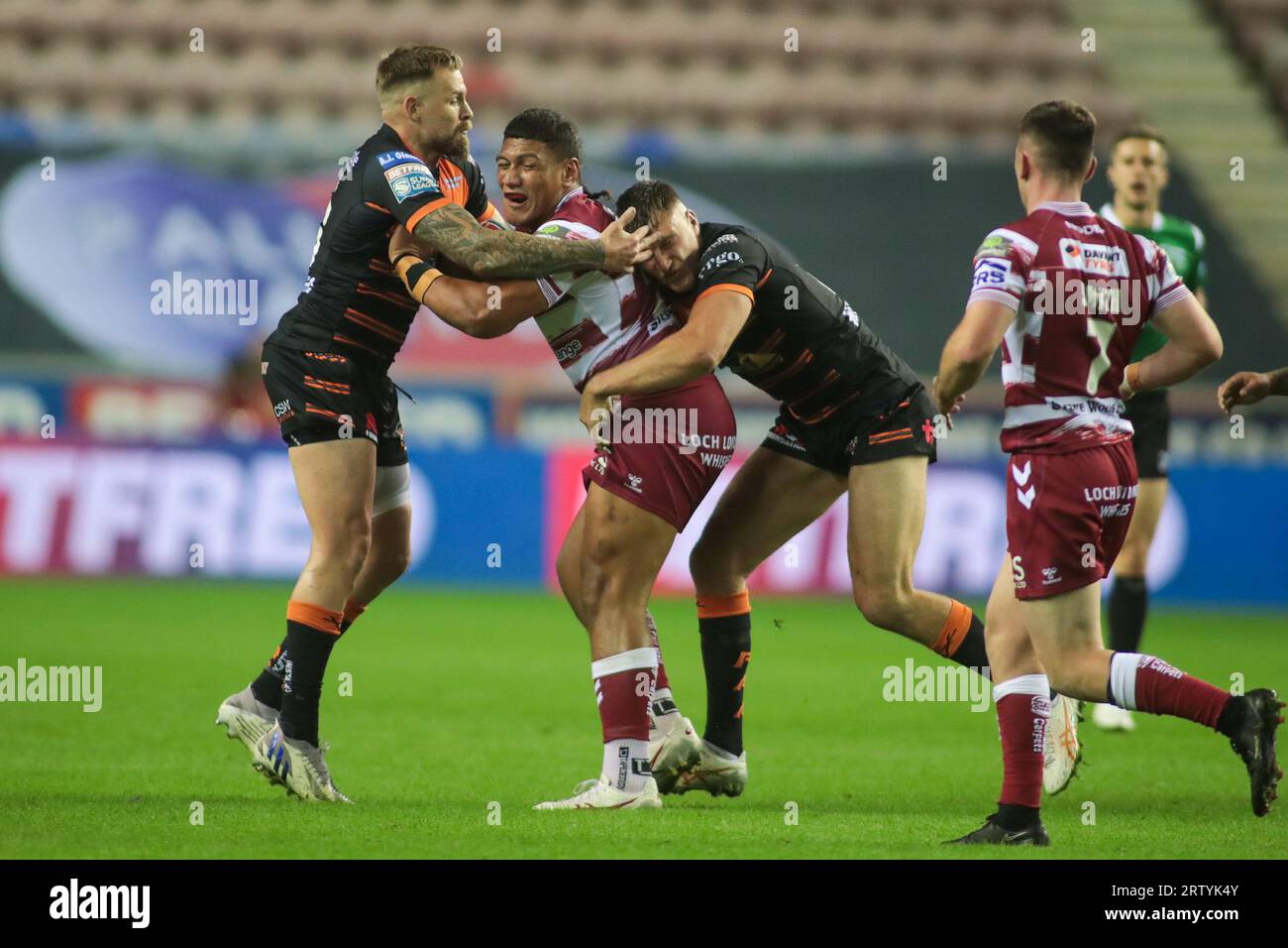 Wigan, UK. 15th Sep, 2023. Blake Austin and Alex Mellor of Castleford ...