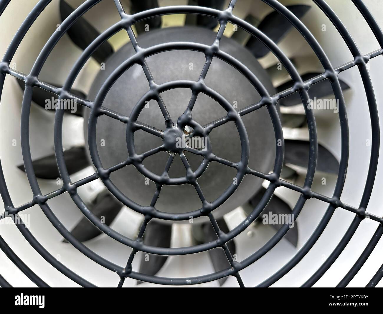 Black gun powder hi-res stock photography and images - Alamy