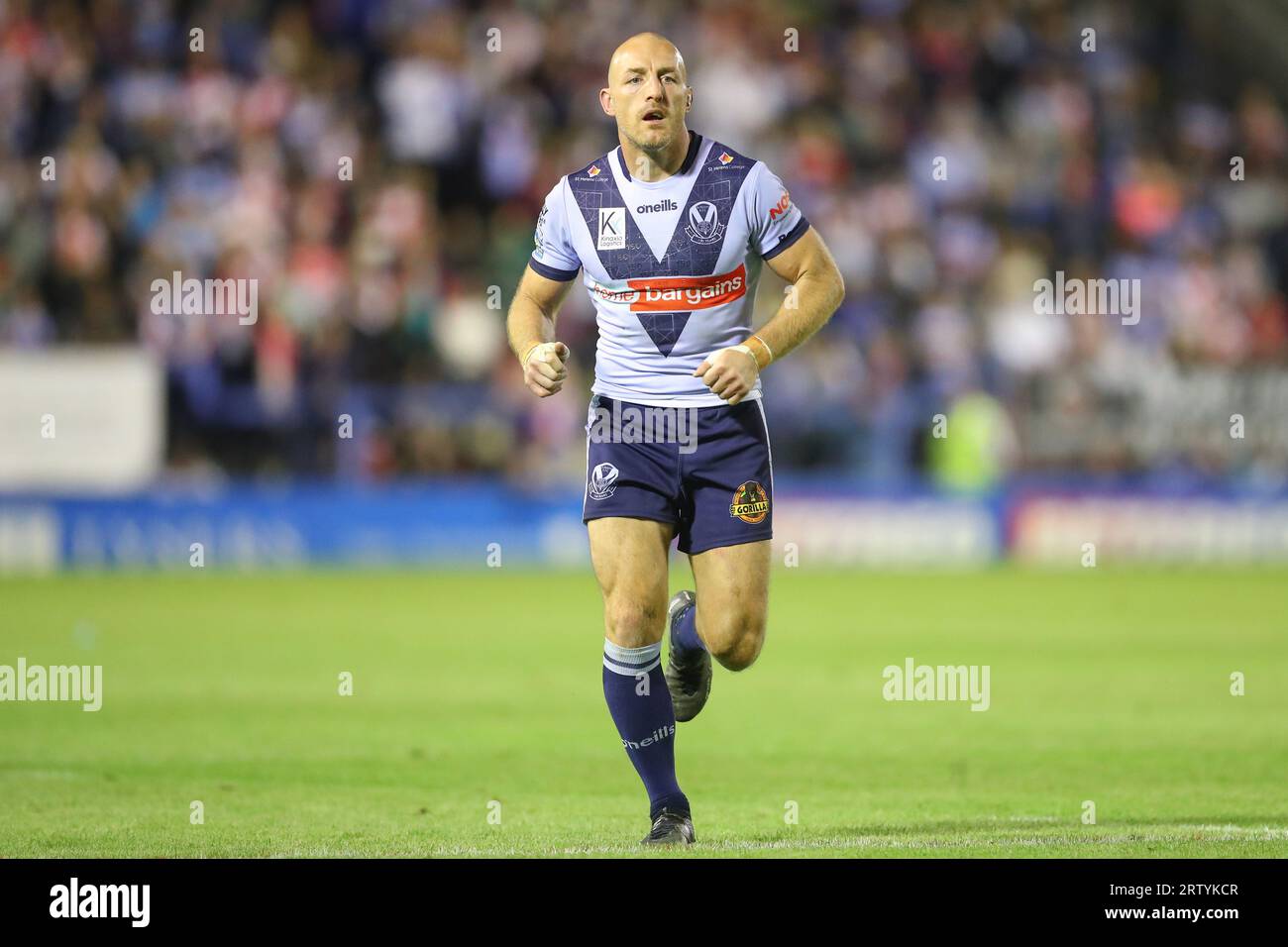 James Roby #9 of St Helens during the Betfred Super League Round 26 ...