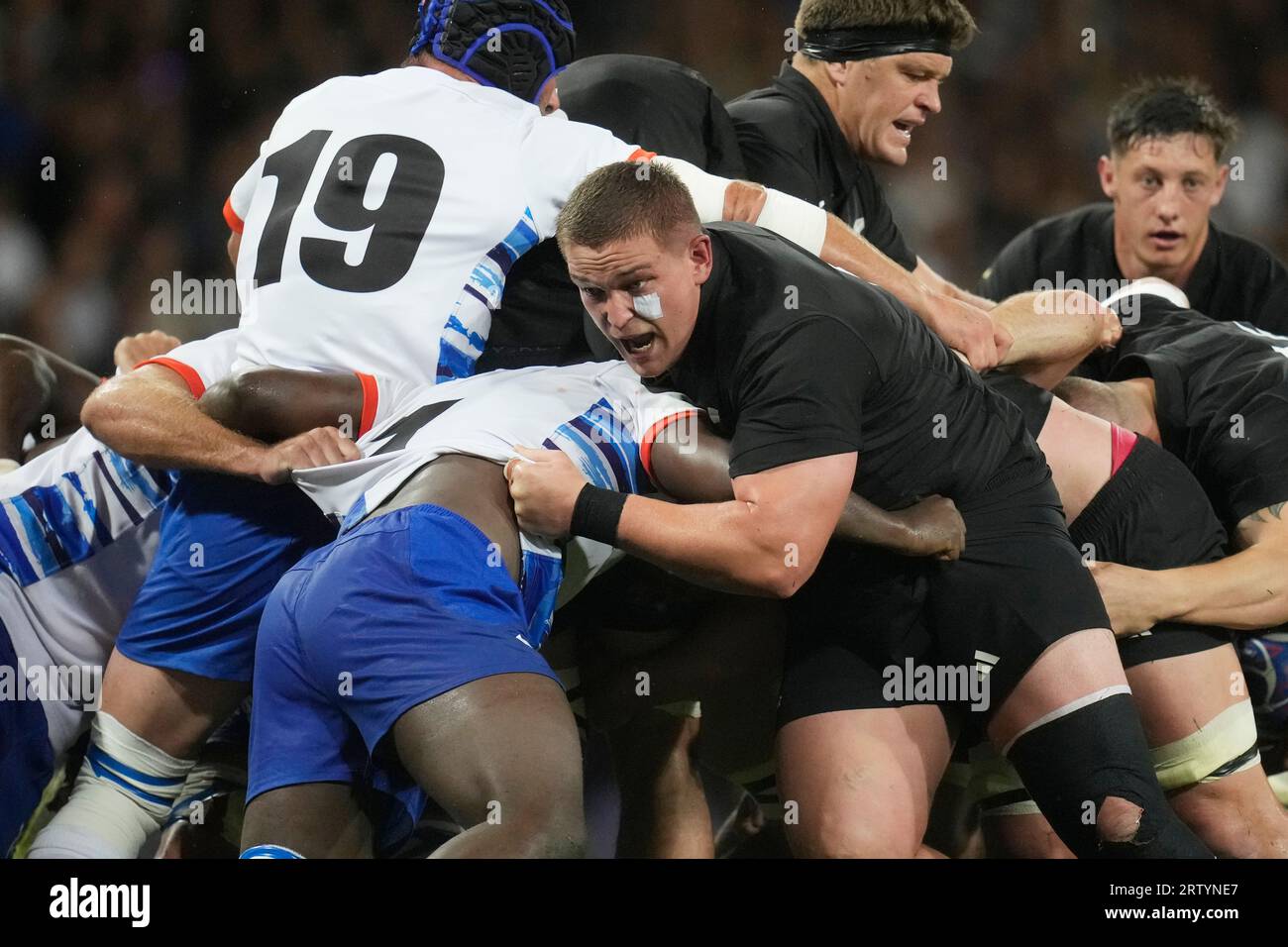 New Zealand's Dalton Papali'i, centre, challenges during the Rugby ...