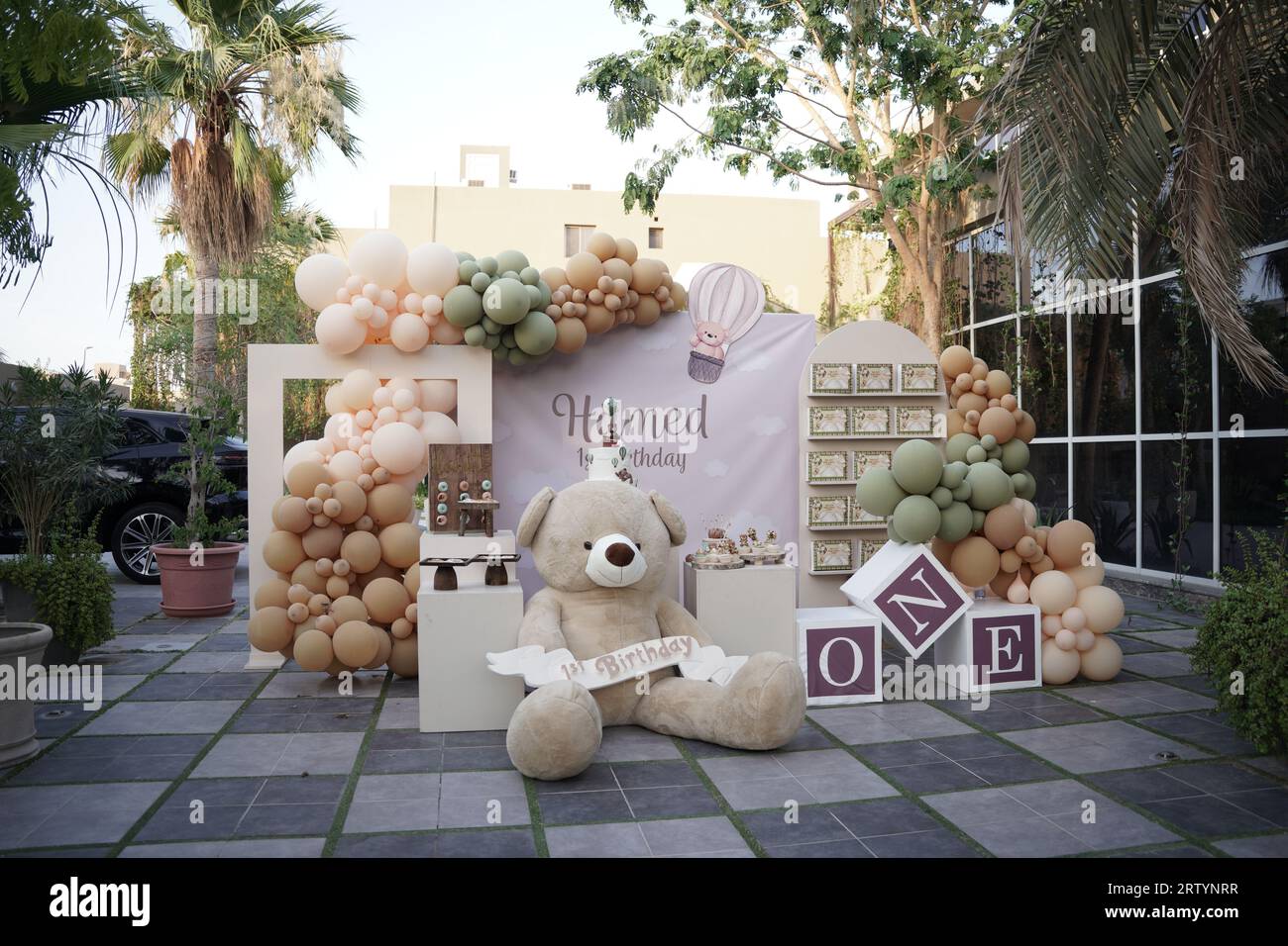 Birthday decorations, teddy bear theme birthday boy. Baby one years old ...