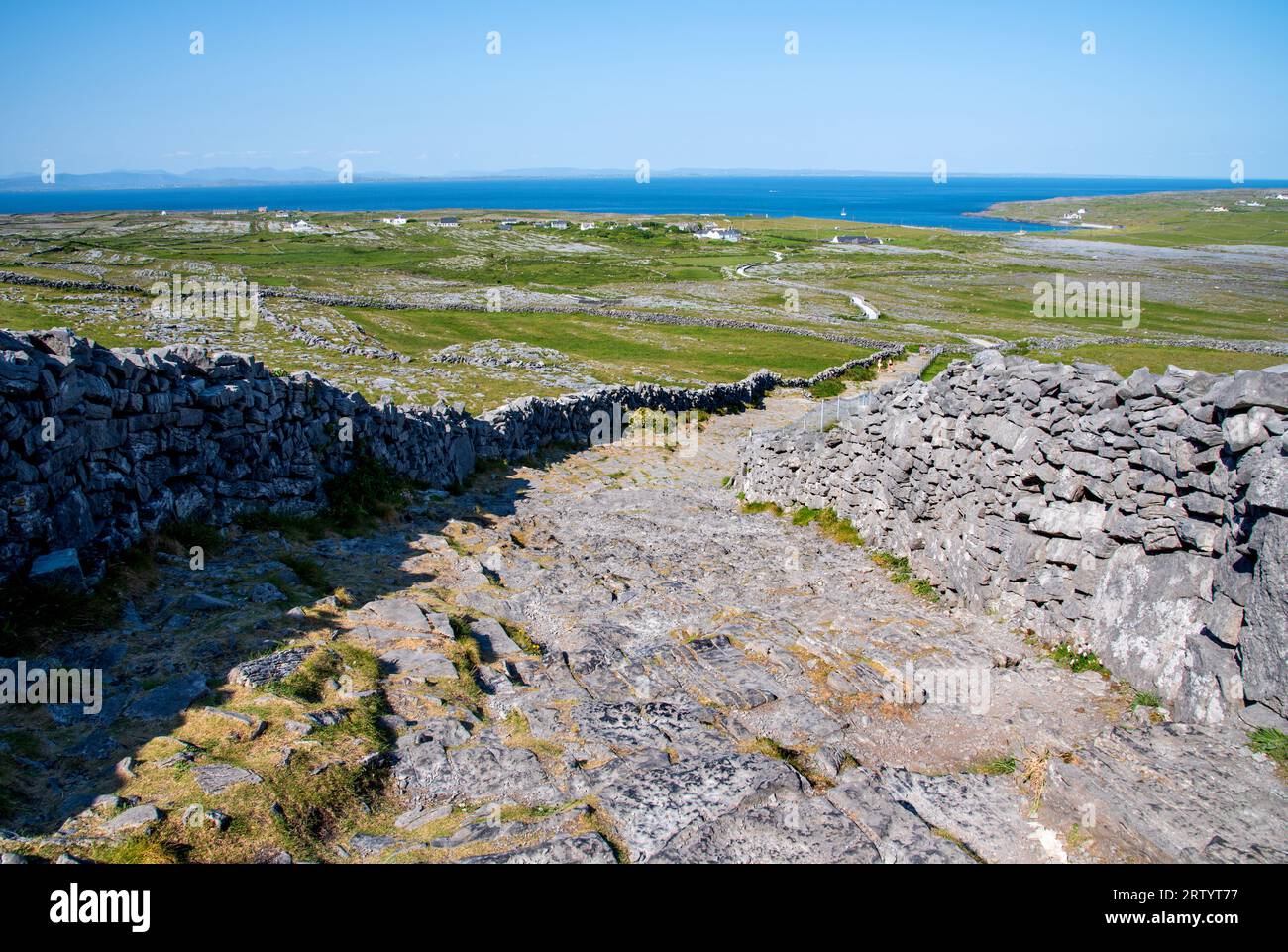 Fort of aongus hi-res stock photography and images - Alamy