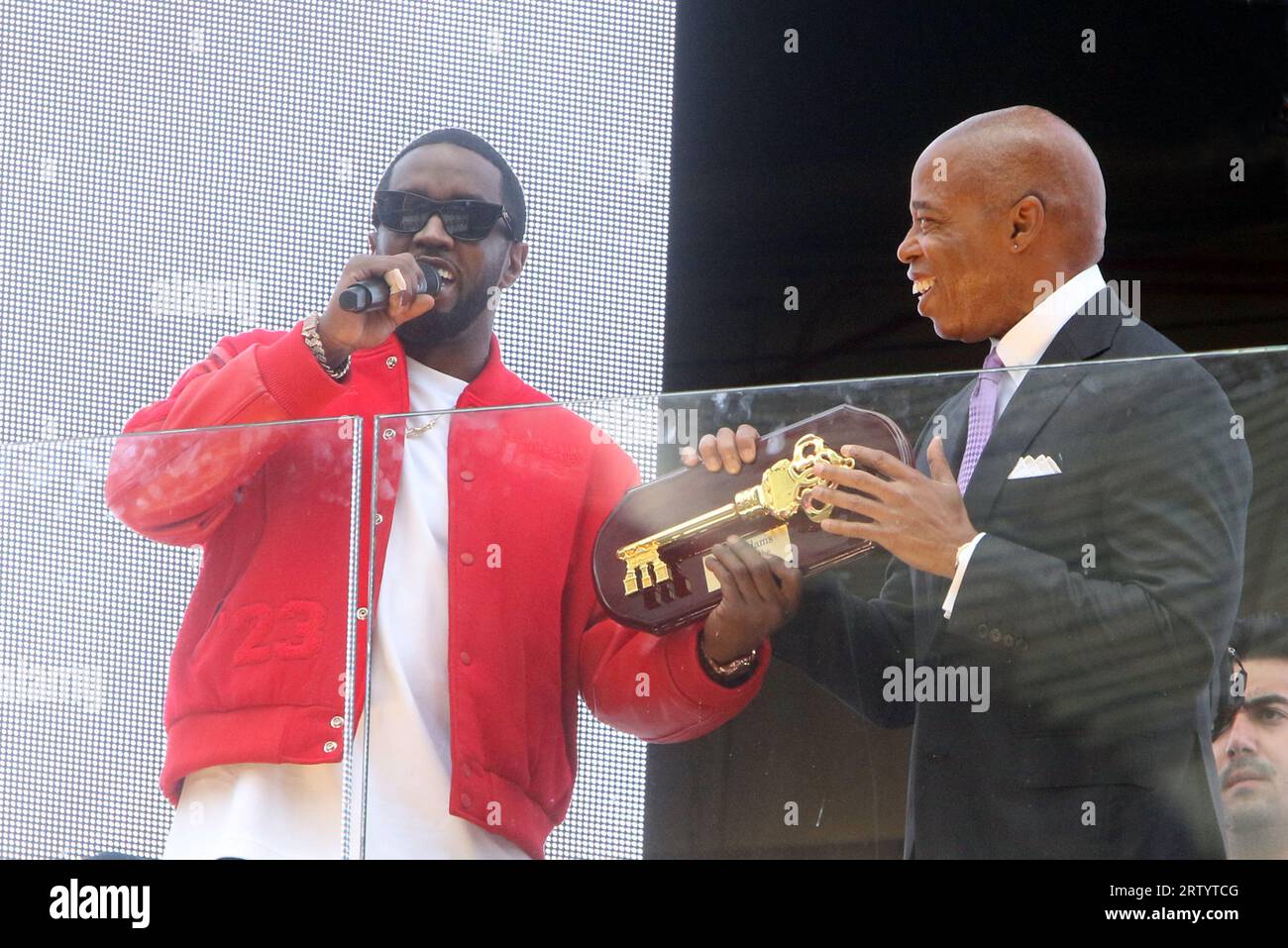 New York, NY, USA. 15th Sep, 2023. Sean 'Diddy' Combs is presented with ...