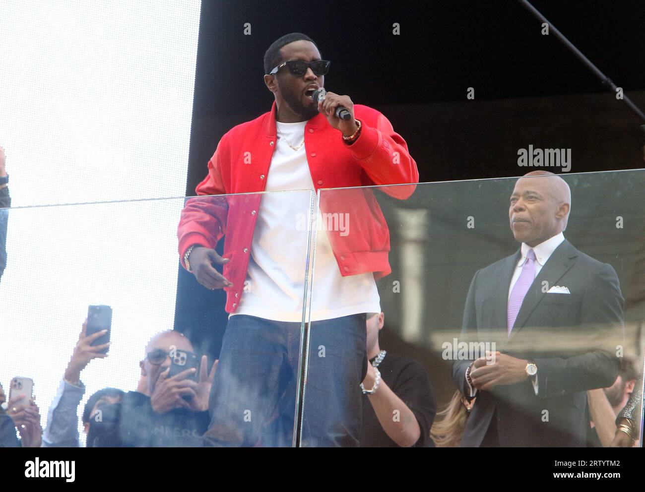 New York, NY, USA. 15th Sep, 2023. Sean 'Diddy' Combs is presented with ...