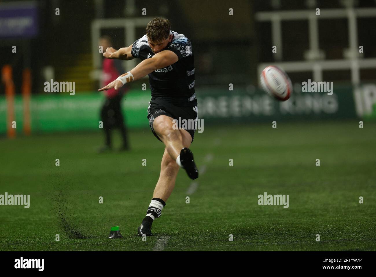 Louie johnson newcastle rugby hi-res stock photography and images - Alamy