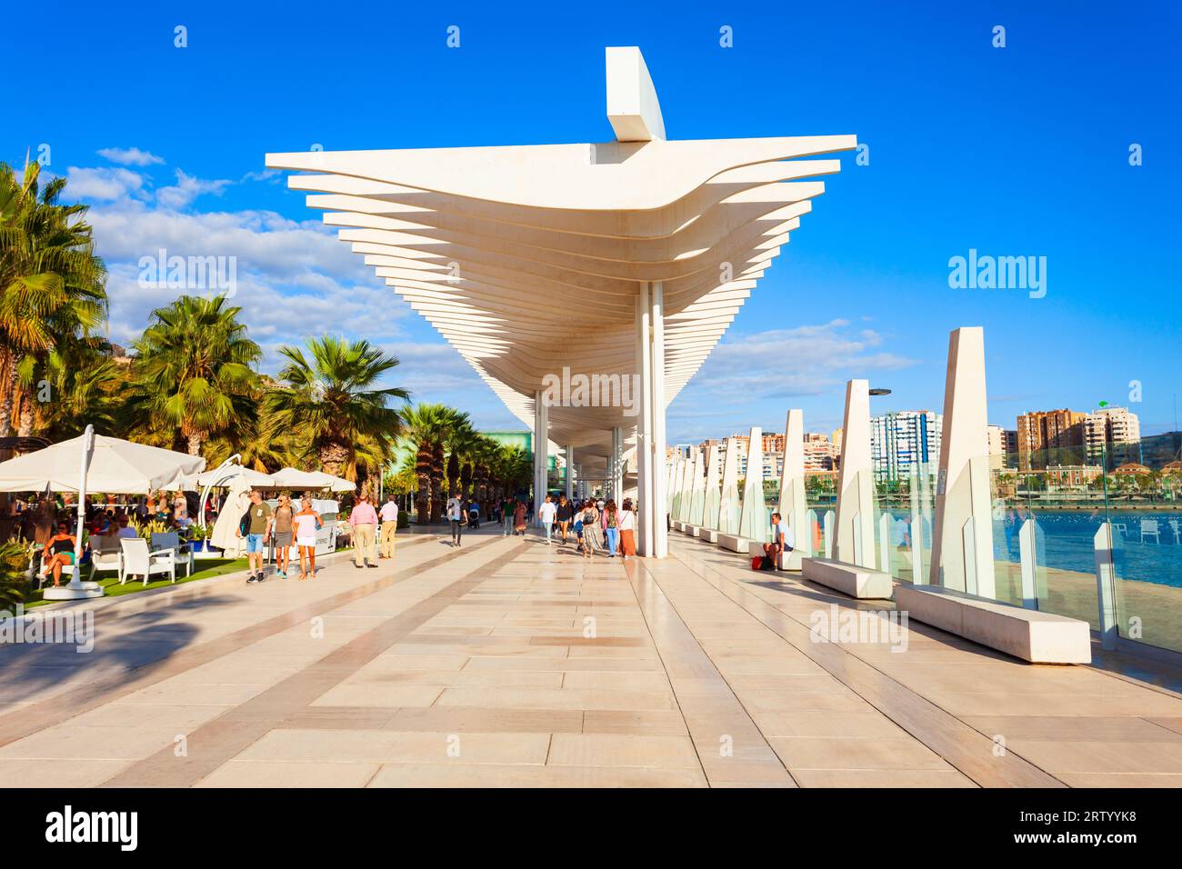 Malaga waterfront spain hi-res stock photography and images - Alamy