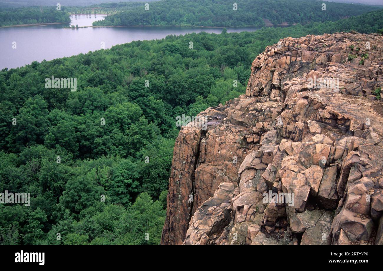 Ragged mountain preserve connecticut hi-res stock photography and ...