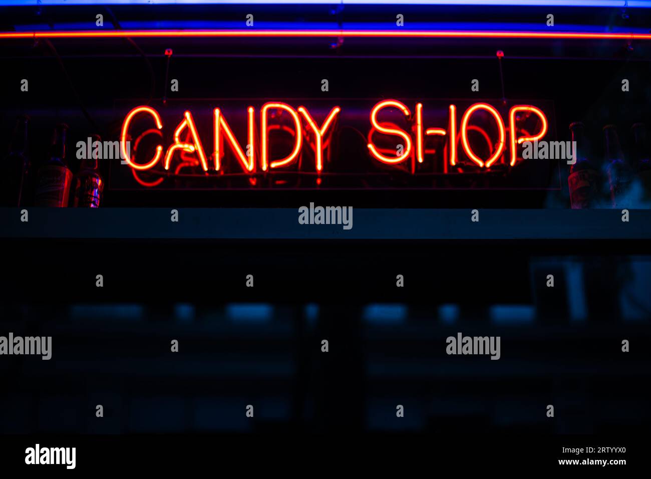 Candy store sign hi-res stock photography and images - Alamy