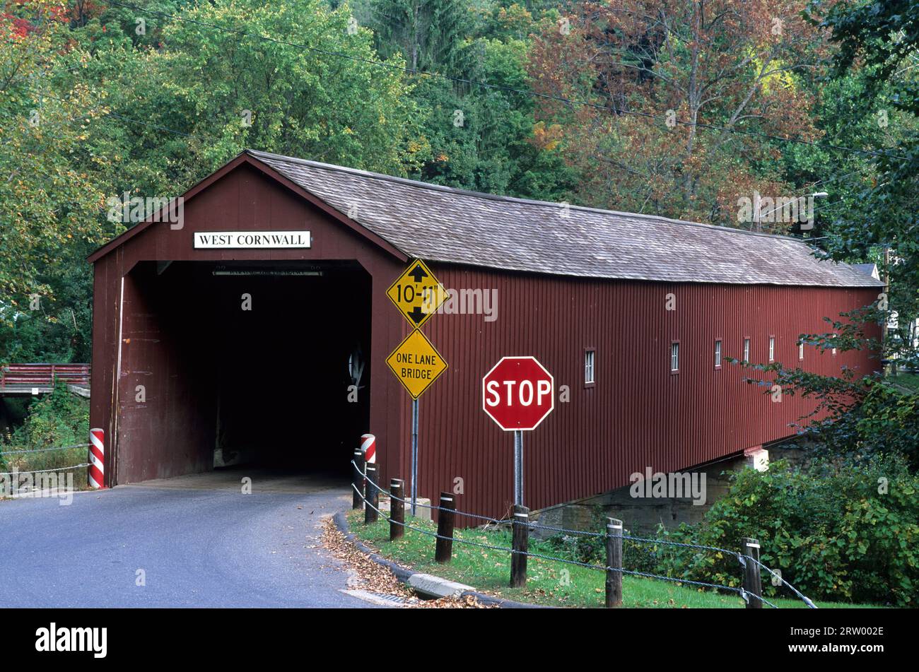 Cornwall Covered Bridge, West Cornwall, Connecticut Stock Photo - Alamy