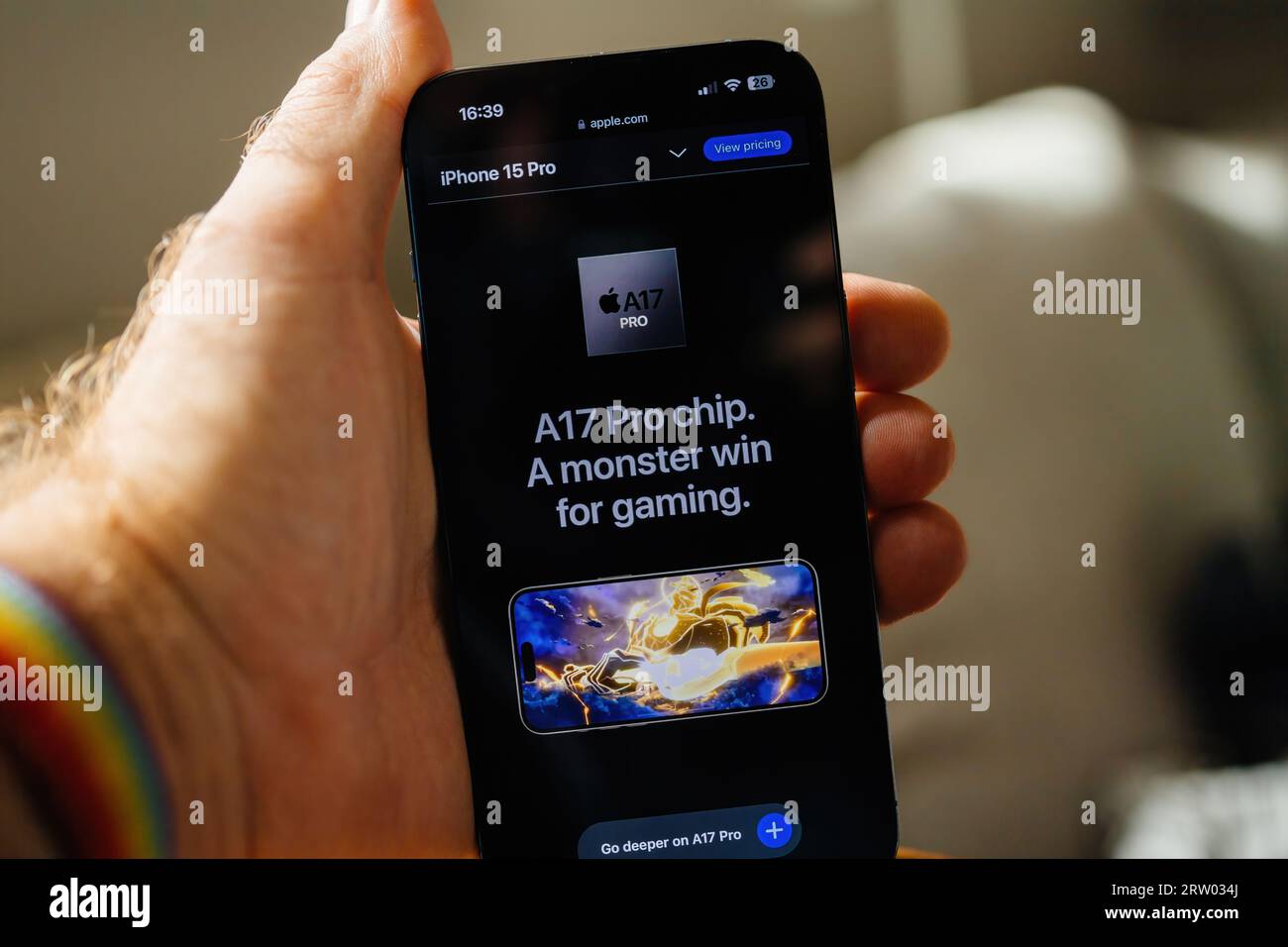 Apple a17 pro chip hi-res stock photography and images - Alamy