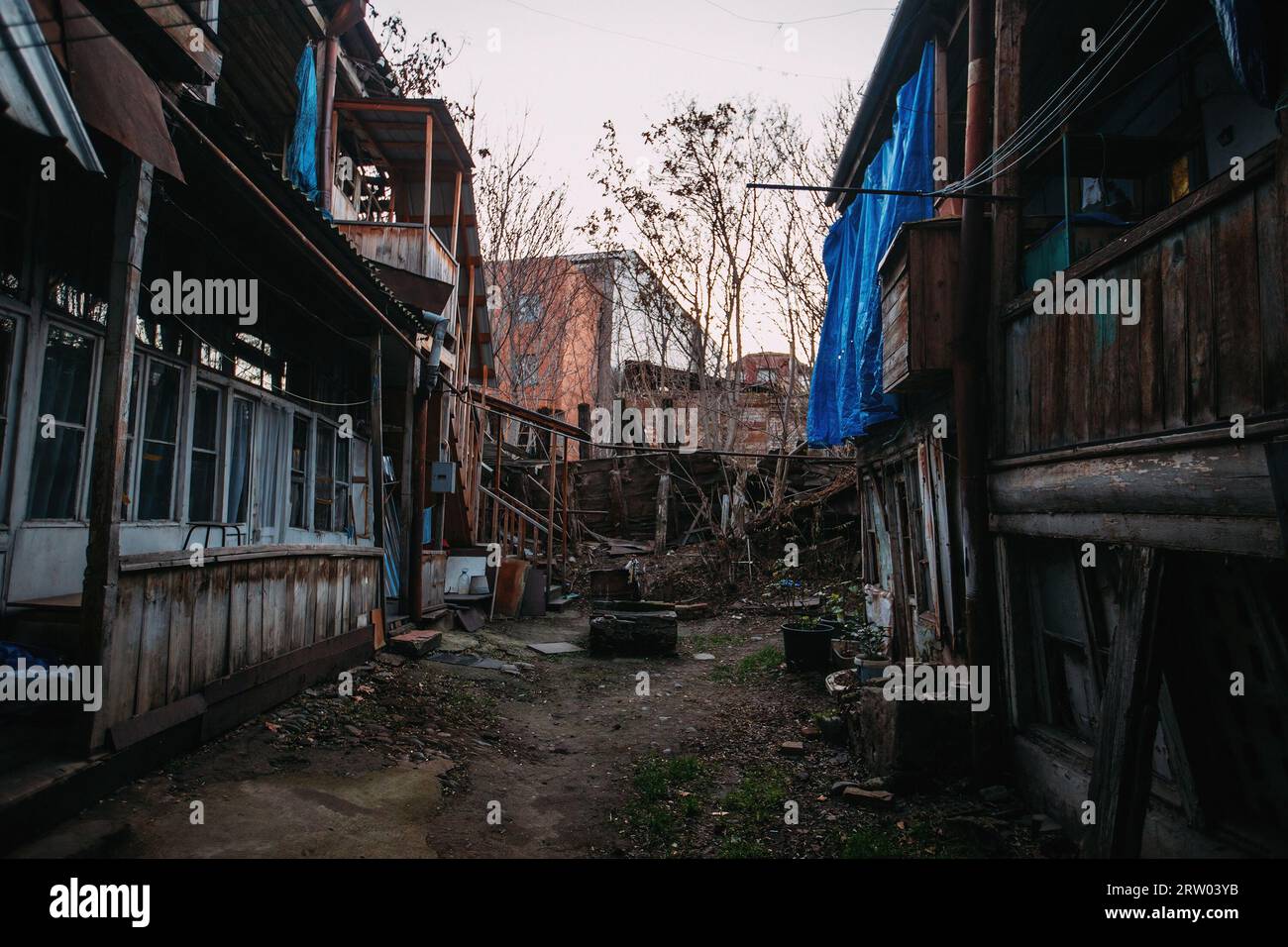 Old shabby houses in the slum district of Tbilisi Stock Photo - Alamy