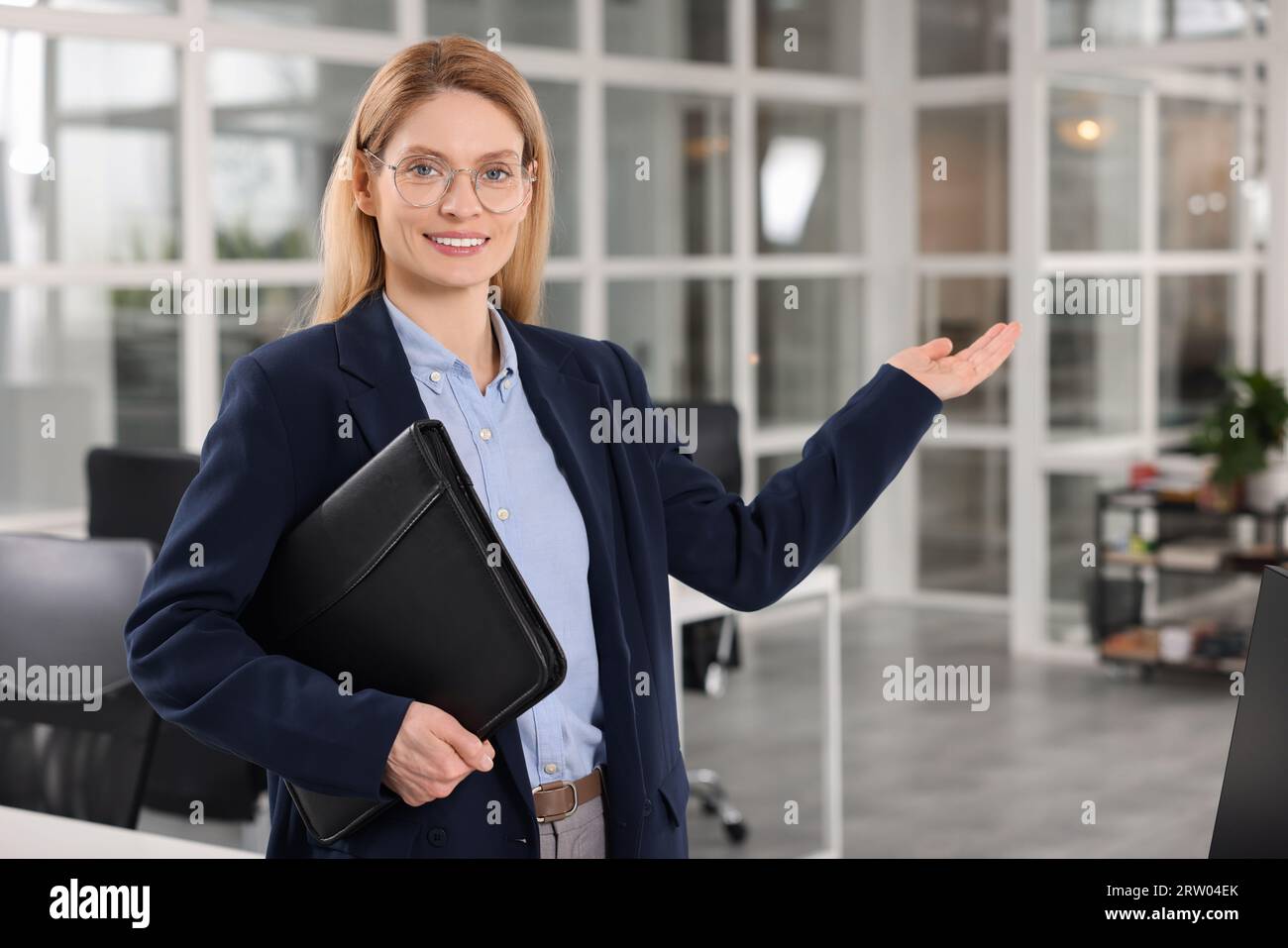 Real estate portfolio hi-res stock photography and images - Alamy