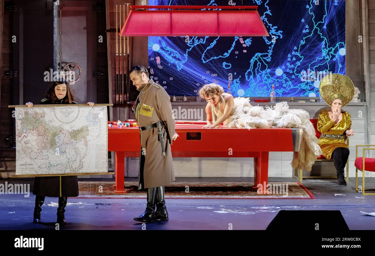 Hamburg, Germany. 12th Sep, 2023. Singers Kady Evanyshyn (l-r) as ...