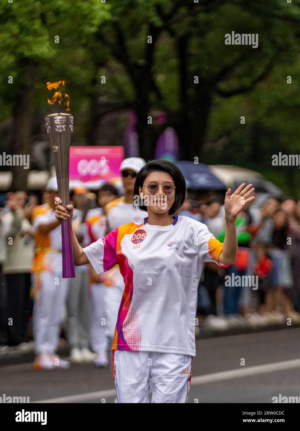Lishui, China's Zhejiang Province. 16th Sep, 2023. Torch bearer He Bing ...