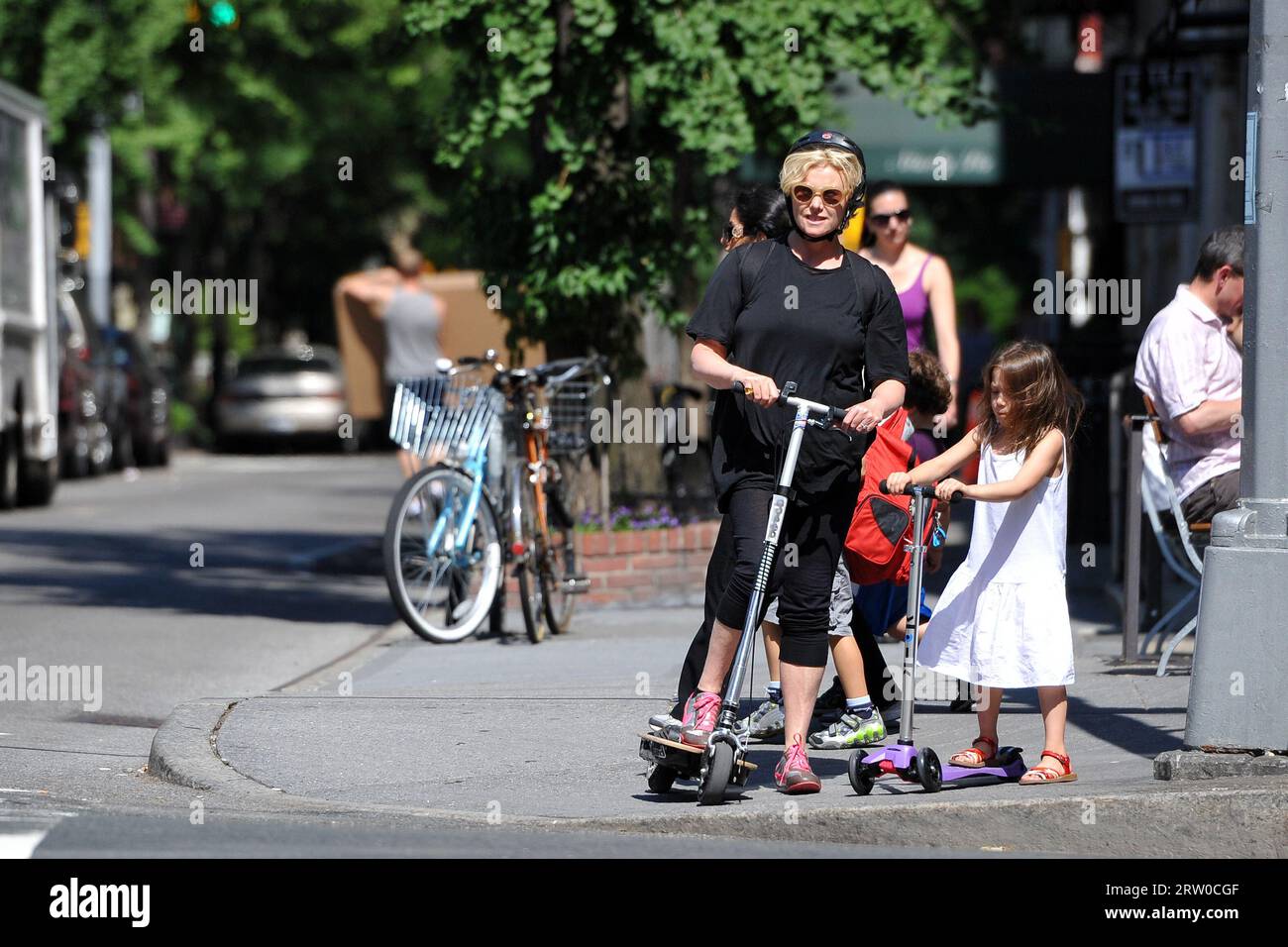 NEW YORK CITY - MAY 25: (L-R) Deborra Lee Furness and her daughter Ava ...