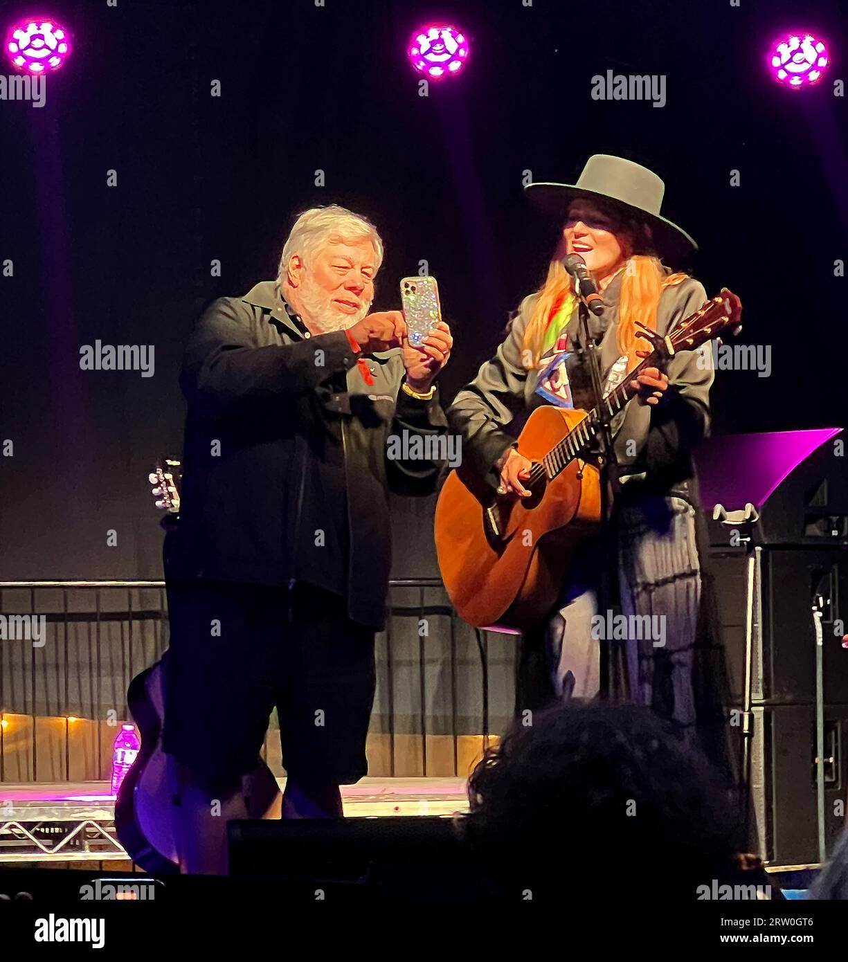 Felton, USA. 15th Sep, 2023. FELTON, CA - SEPTEMBER 15: Apple computer ...