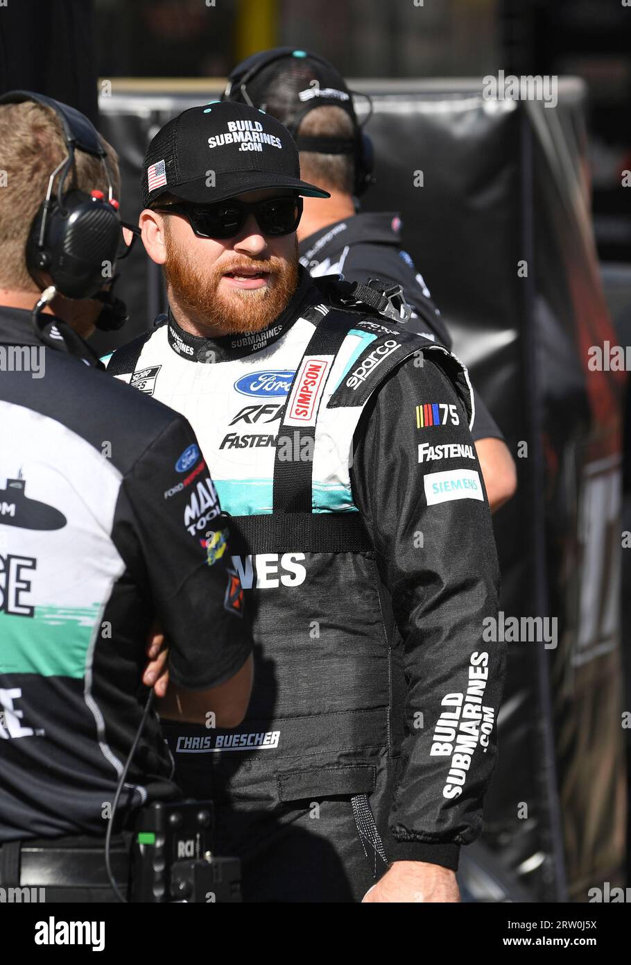 BRISTOL, TN - SEPTEMBER 15: Chris Buescher (#17 RFK Racing ...