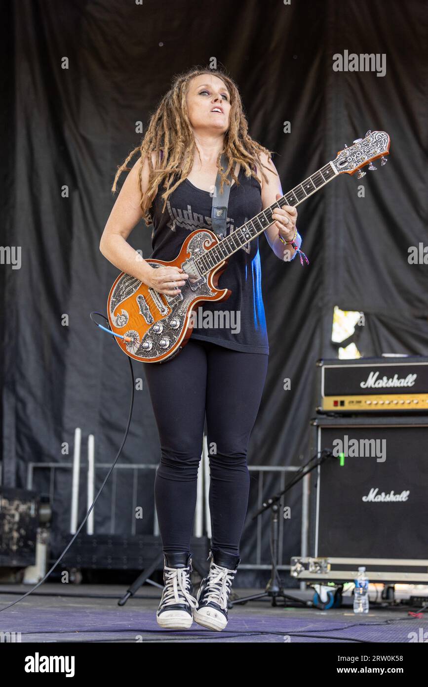 Shelly webster hi-res stock photography and images - Alamy