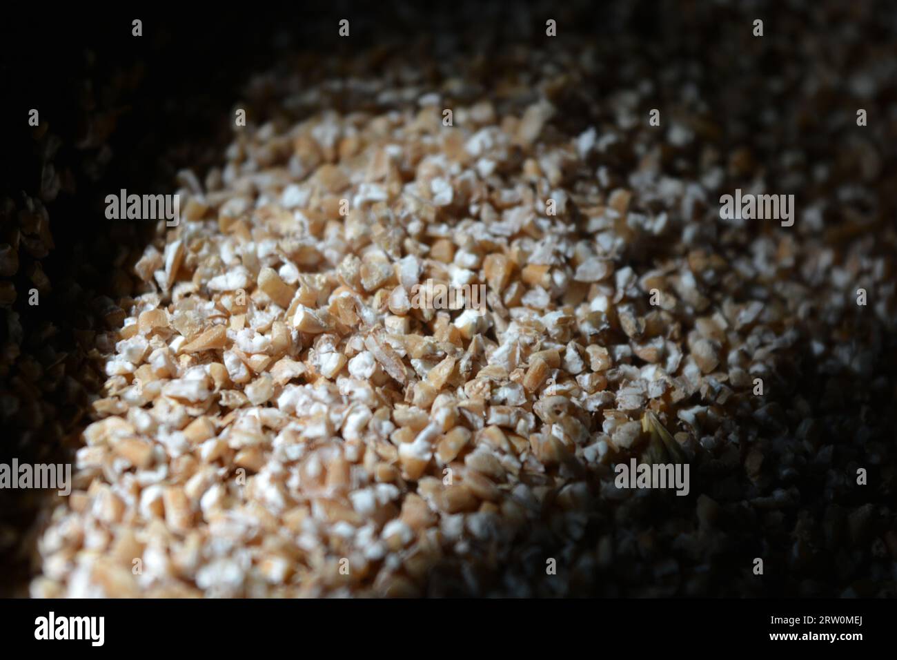Crushed wheat hi-res stock photography and images - Alamy