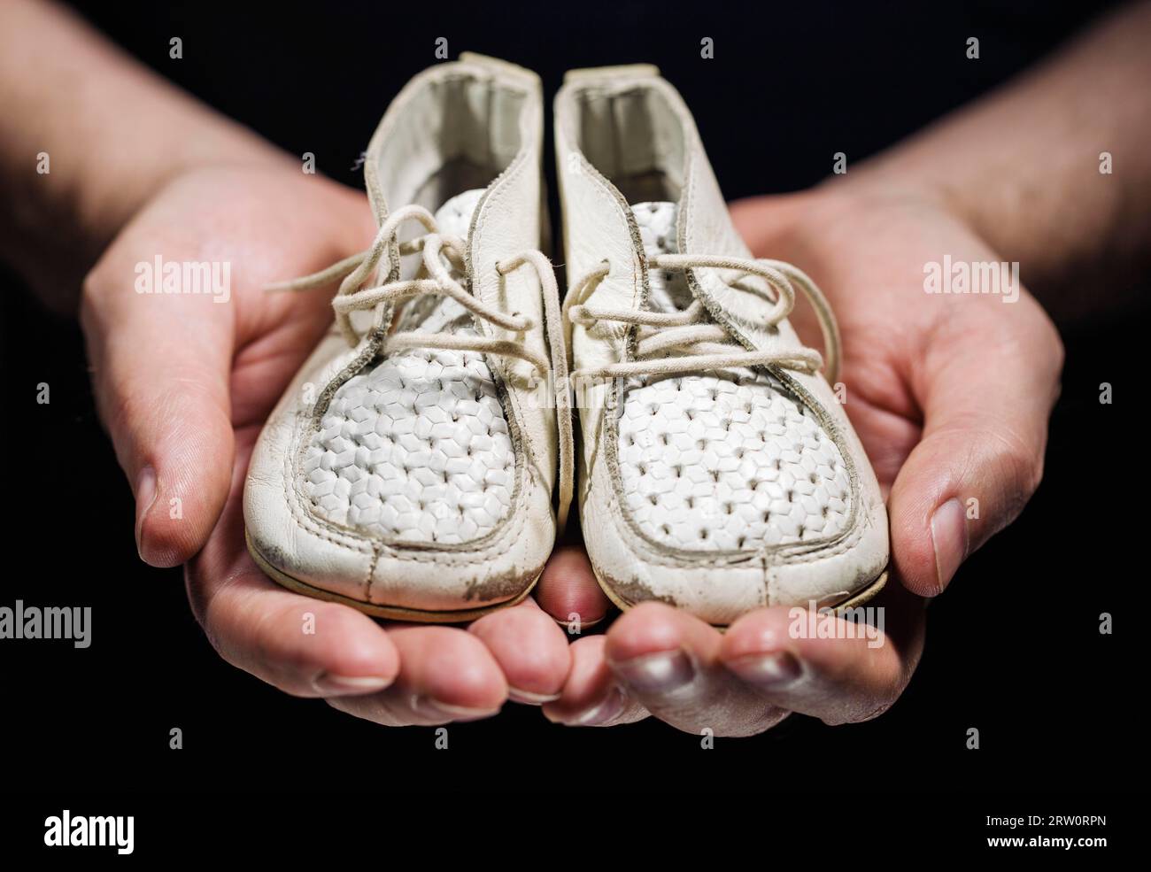 Old man in white wear hi-res stock photography and images - Alamy