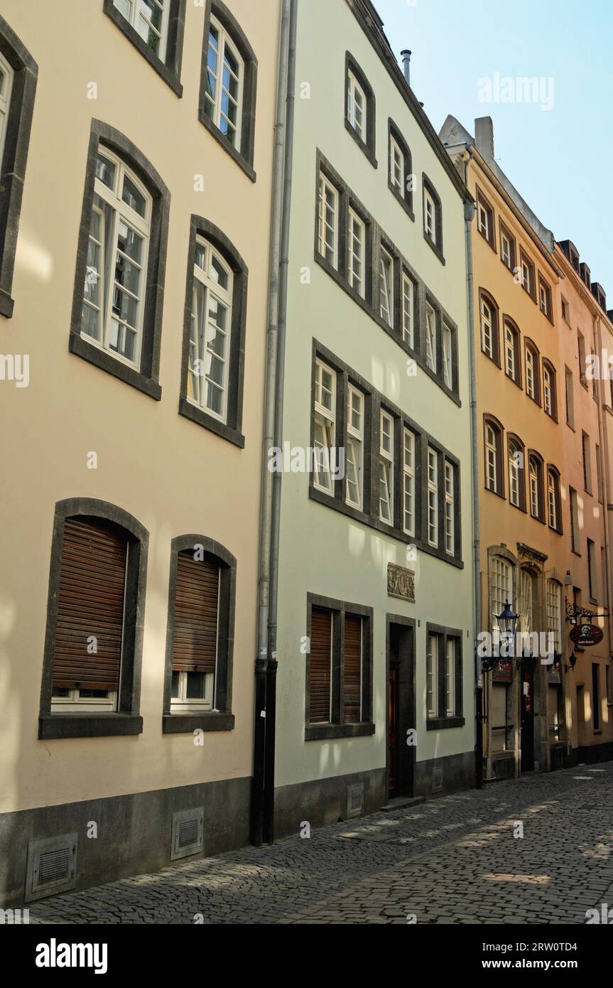 Old house in cologne hi-res stock photography and images - Alamy