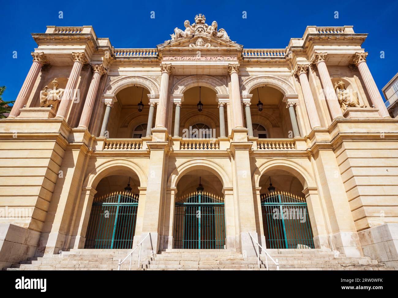 Second largest theatre hi-res stock photography and images - Alamy