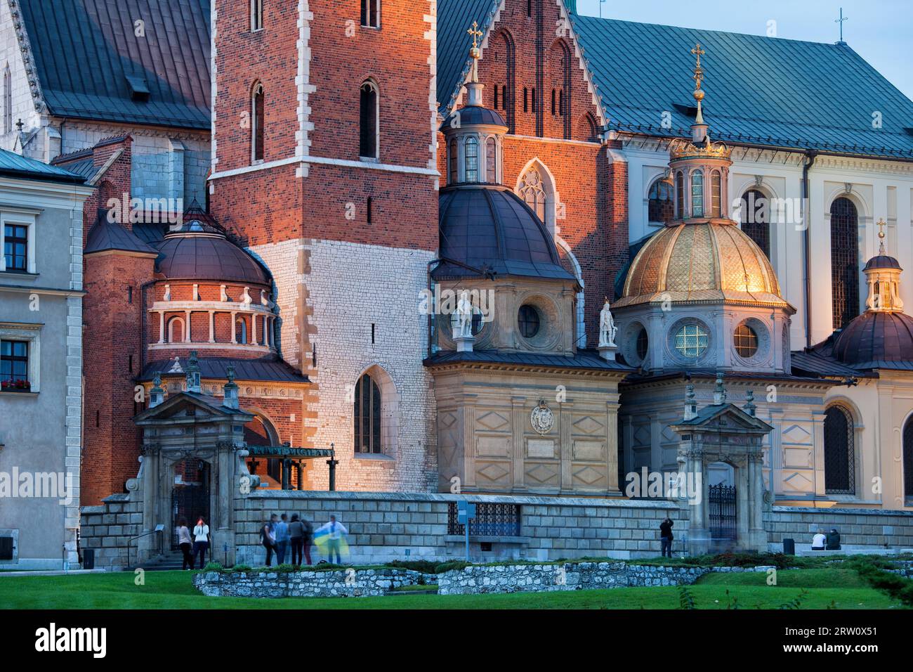 The Wawel Royal Cathedral (Polish: Katedra Wawelska) (na Wawelu) by ...