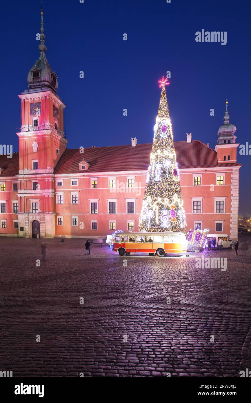 Christmas illumination in warsaw hi-res stock photography and images ...