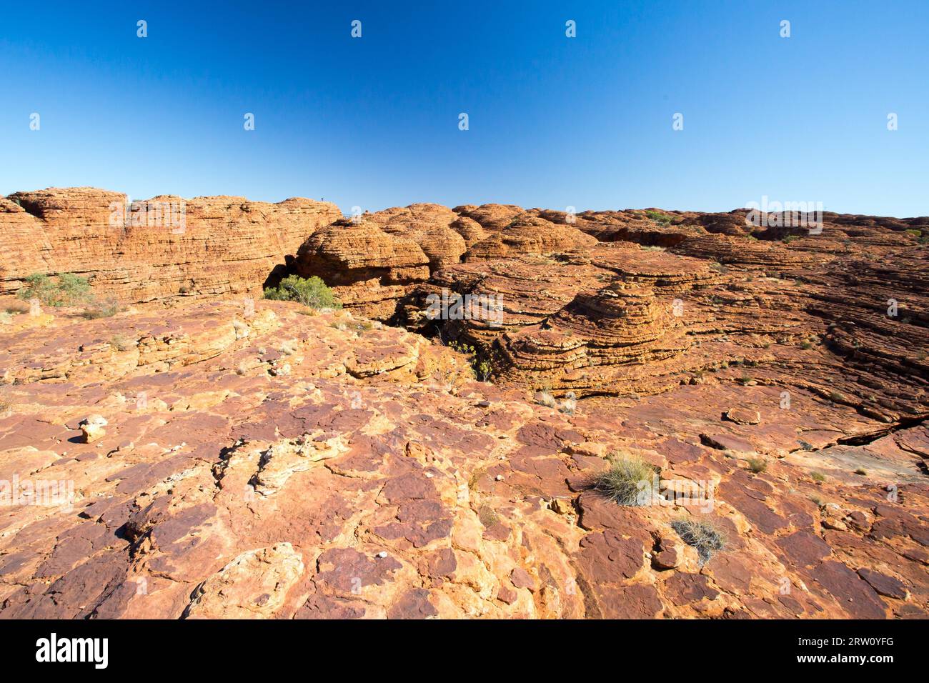 The incredible rock geology of Kings Canyon in the Northern Territory ...