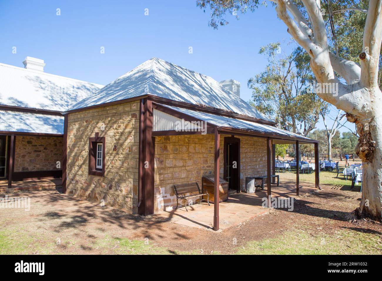 Alice Springs Telegraph Station Historical Reserve on a clear sunny day ...