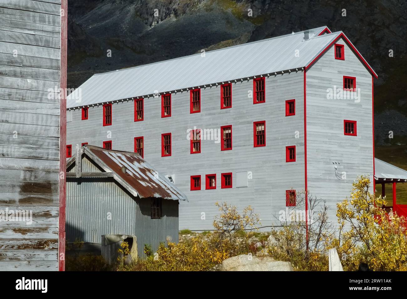 Historic buldings in fall landscape, Independence Mine, Hatcher Pass ...