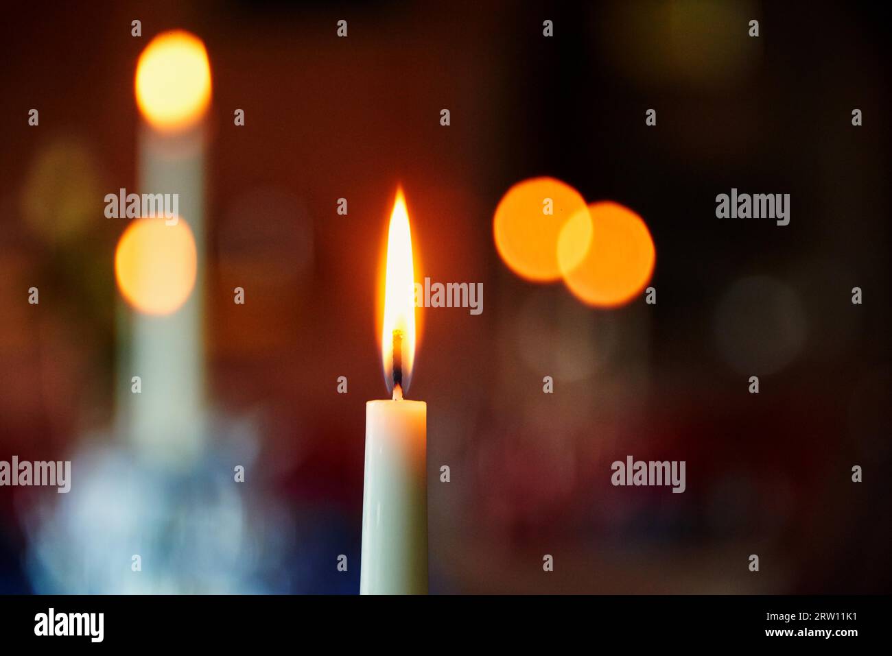 Light my candle hi-res stock photography and images - Alamy