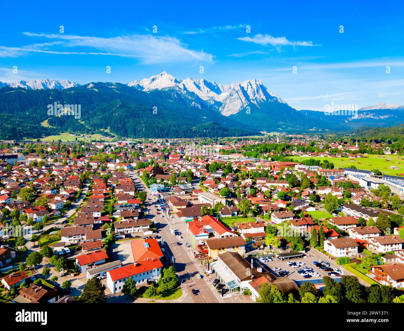 Garmisch-partenkirchen and Zugspitze mountain aerial panoramic view ...