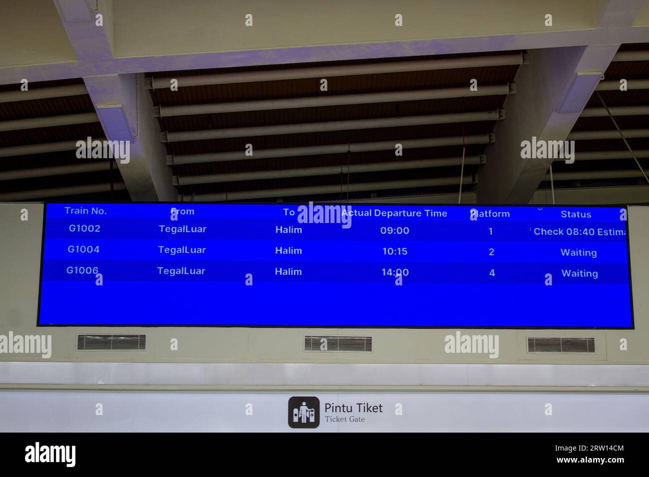 Bandung, West Java, Indonesia. 16th Sep, 2023. A train information ...