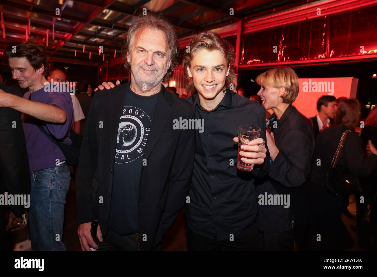 Berlin, Germany. 15th Sep, 2023. Peter Hayo (l) and Tim Hayo arrive at ...