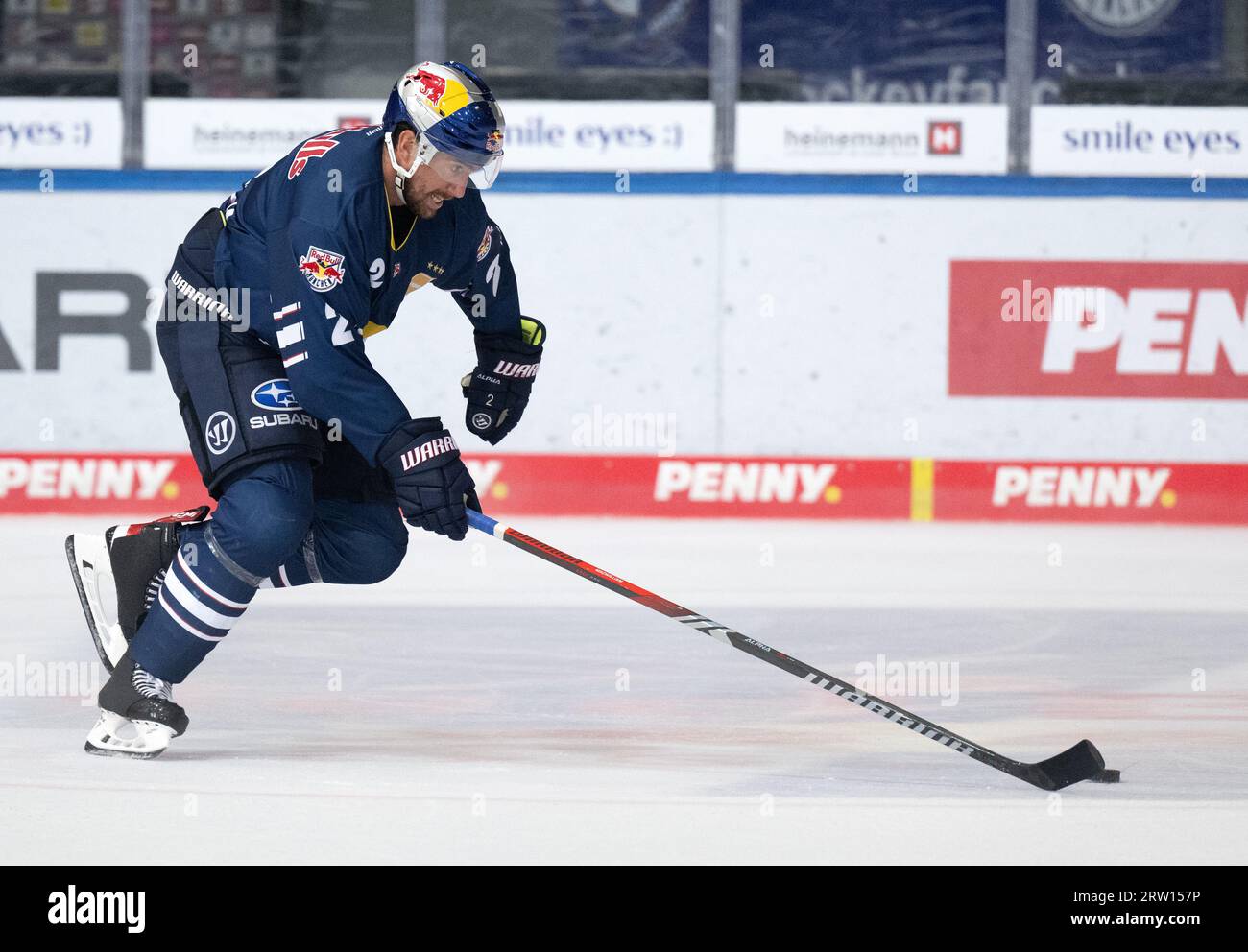 Olympia eissportzentrum munchen hi-res stock photography and images - Alamy