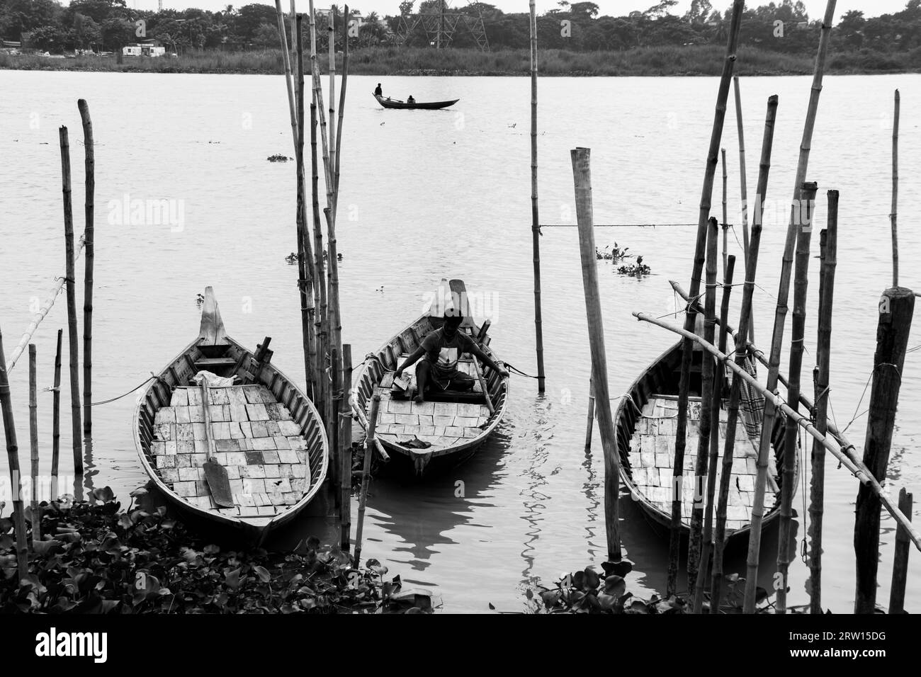 Traditional boat station 4k photo captured from Ruhitpur, Bangladesh on ...