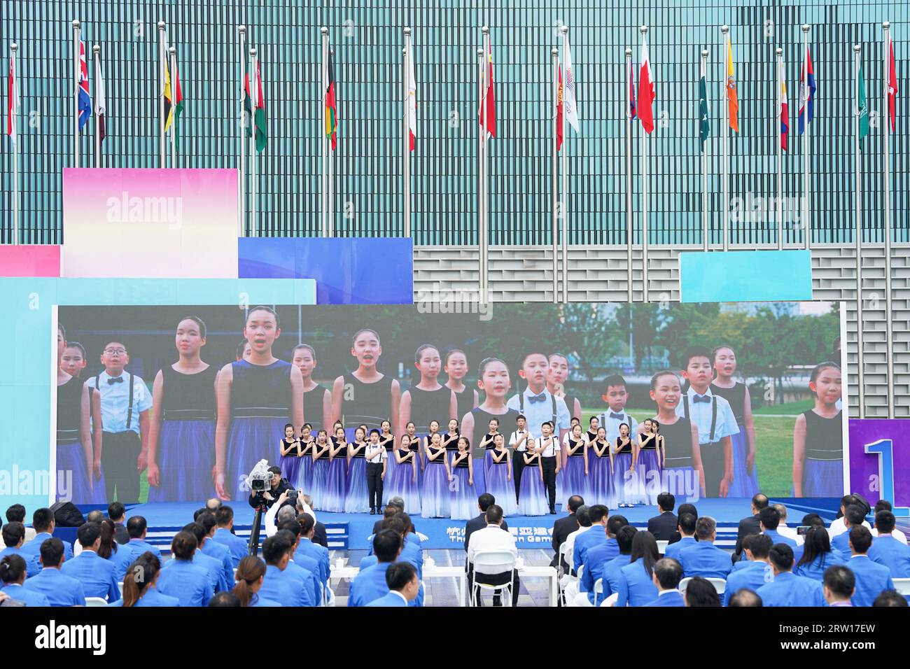 Hangzhou, China's Zhejiang Province. 16th Sep, 2023. Children sing the offical song of the 19th ...