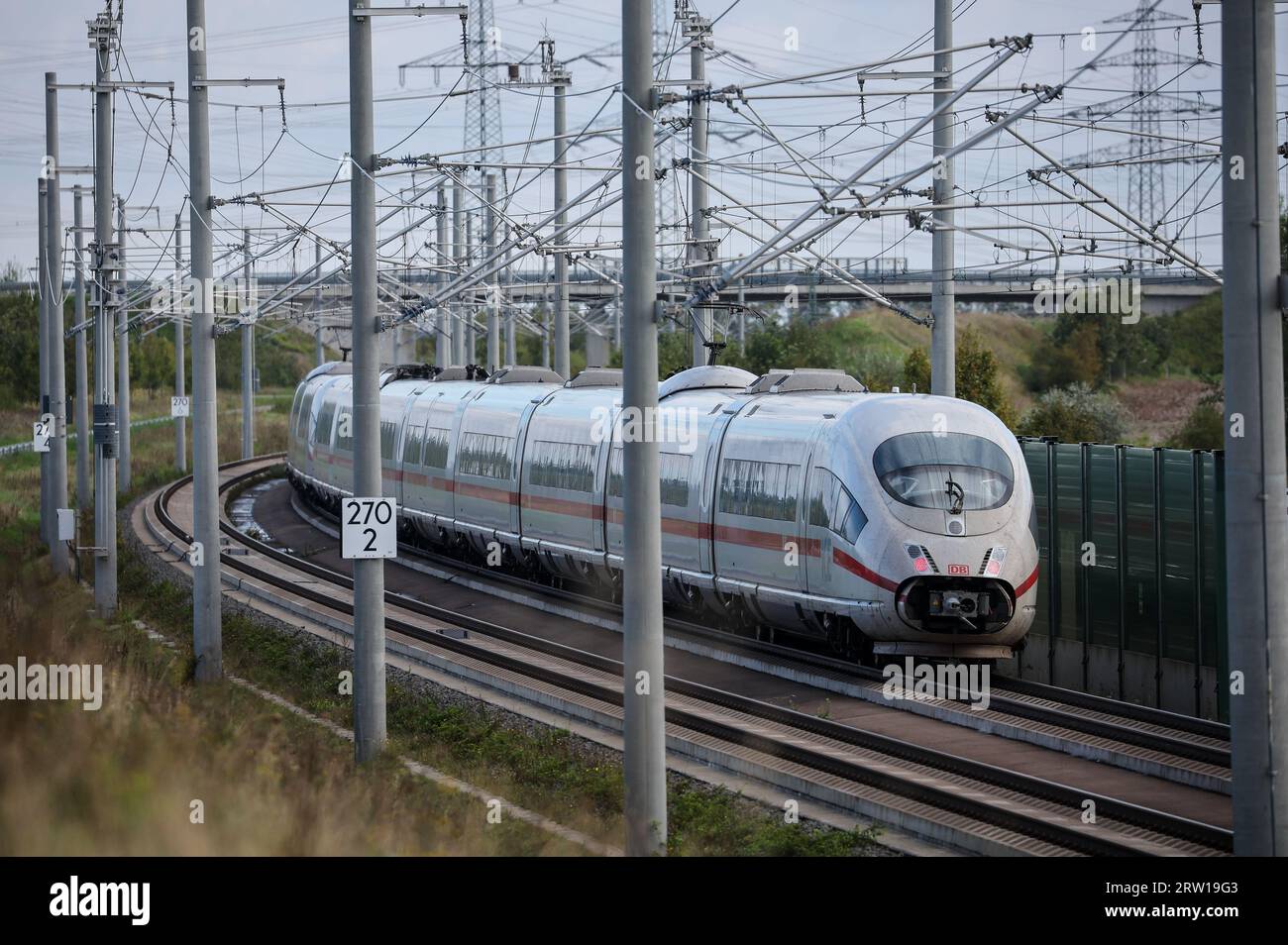 Ice 3 train hi-res stock photography and images - Alamy
