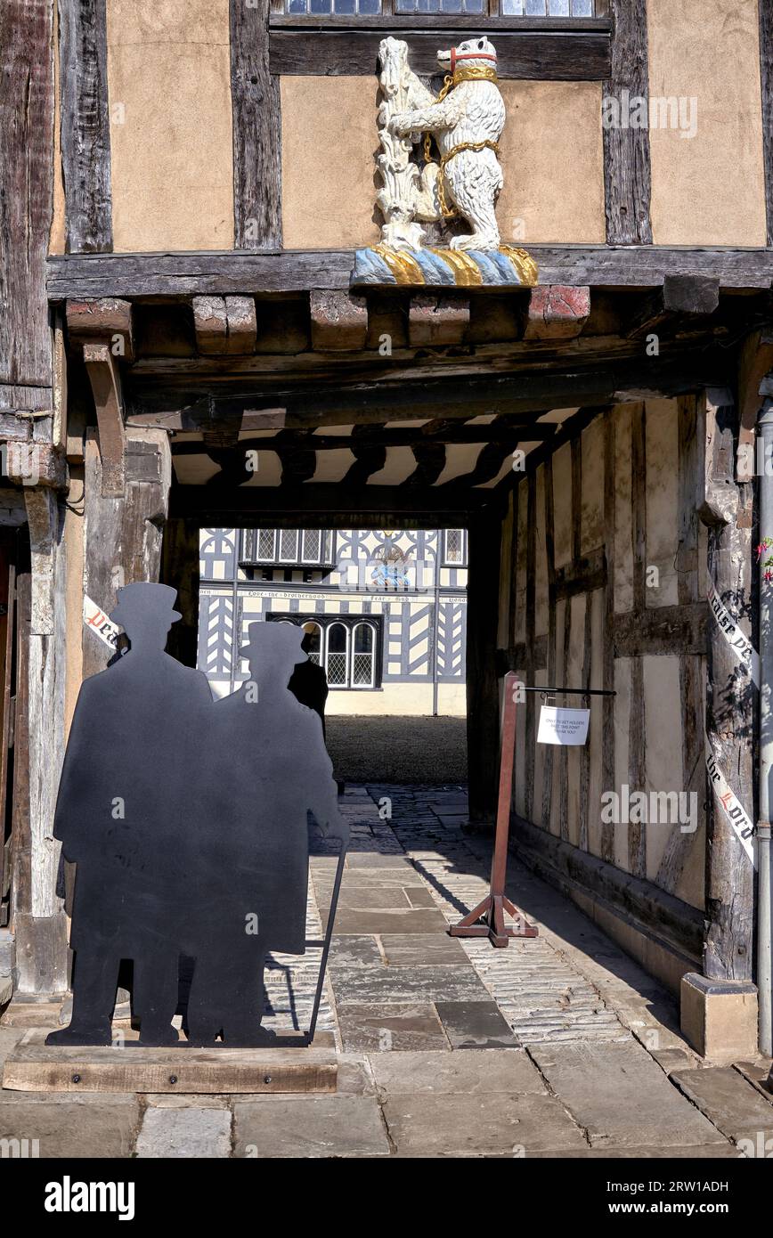 Lord Leycester Hospital is a residential rest home for ex military ...