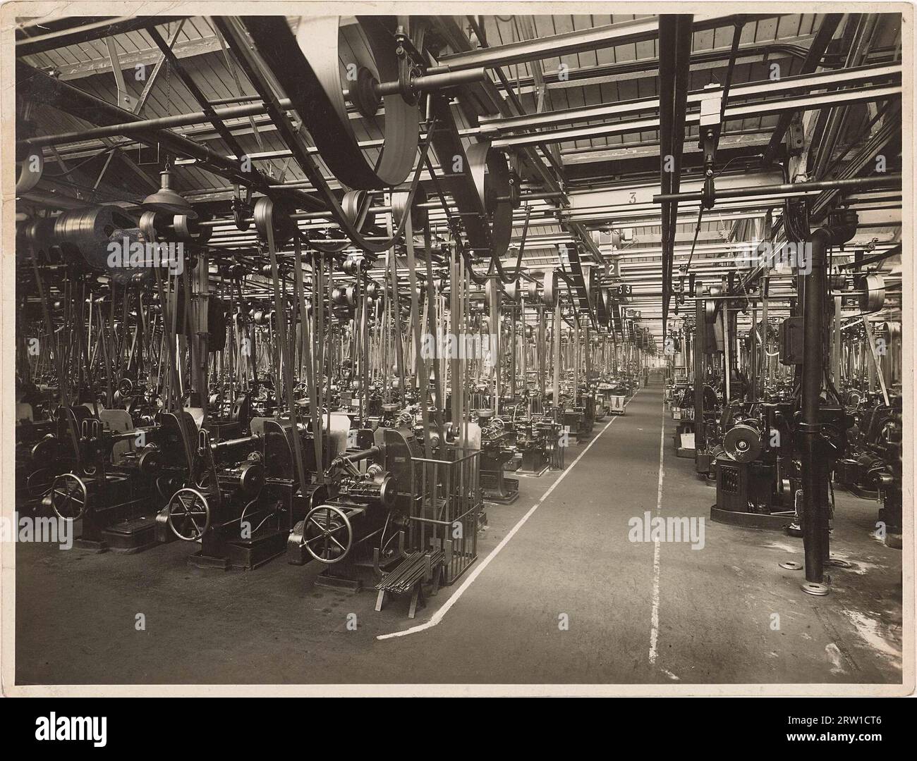 Machines of the Wolseley Motor Company at the Ward End Works ...